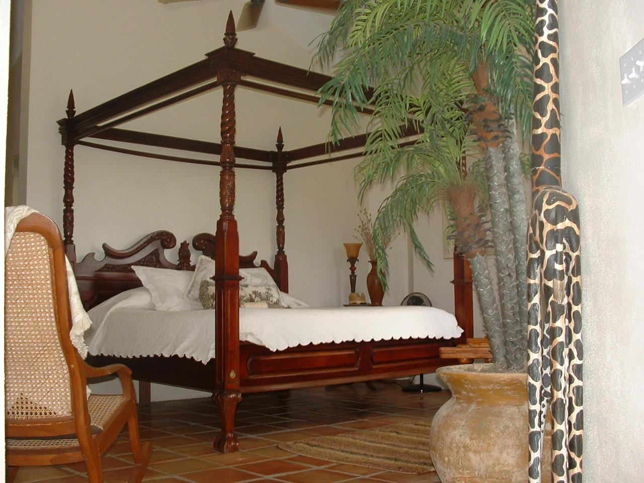 11-58 Peterborg Gns, St. Thomas, , MLS# 04-561 | Sea Glass Properties