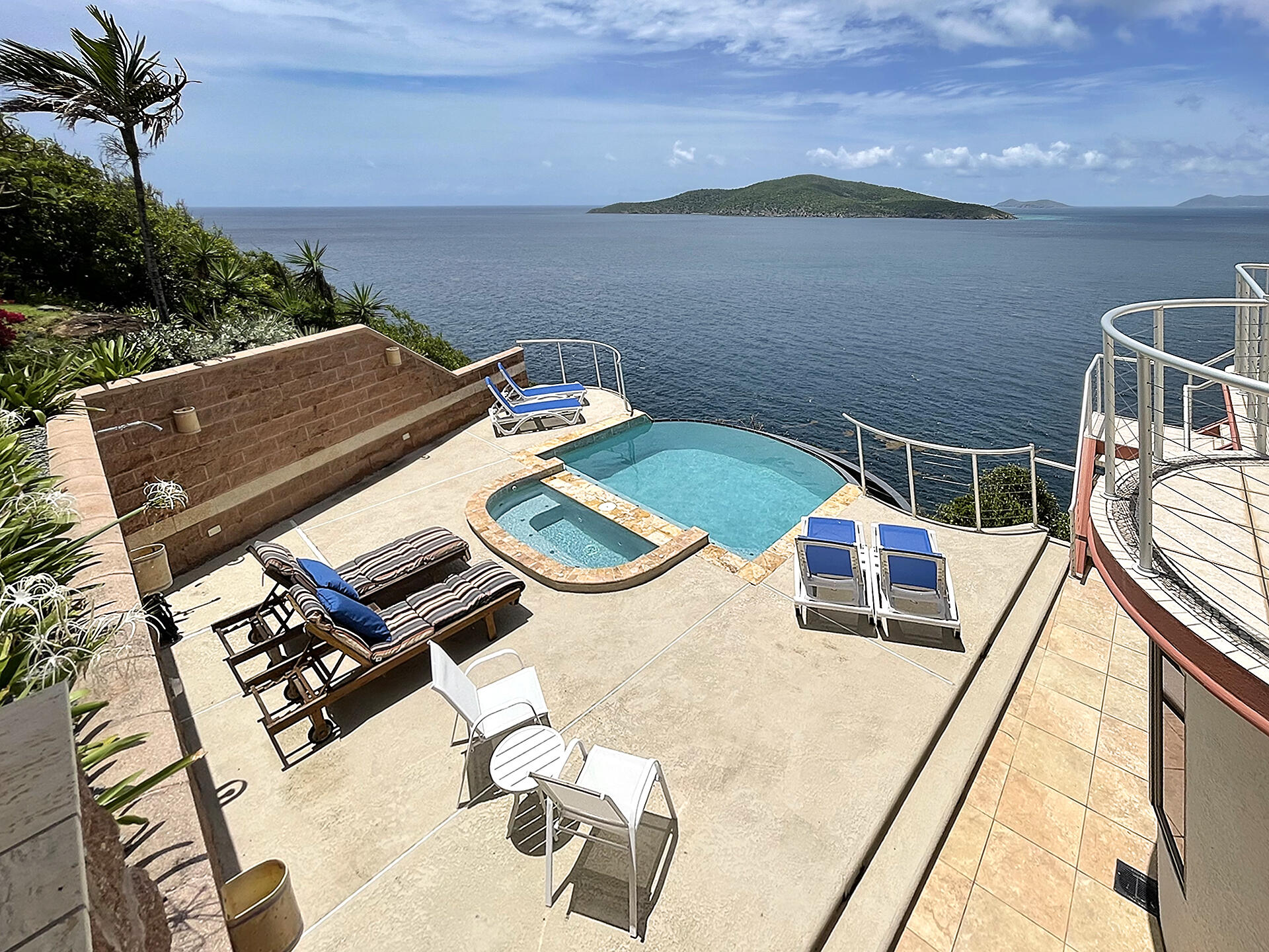 10-1-34 Peterborg Gns, St. Thomas, 00802, MLS# 25-140 | Sea Glass ...