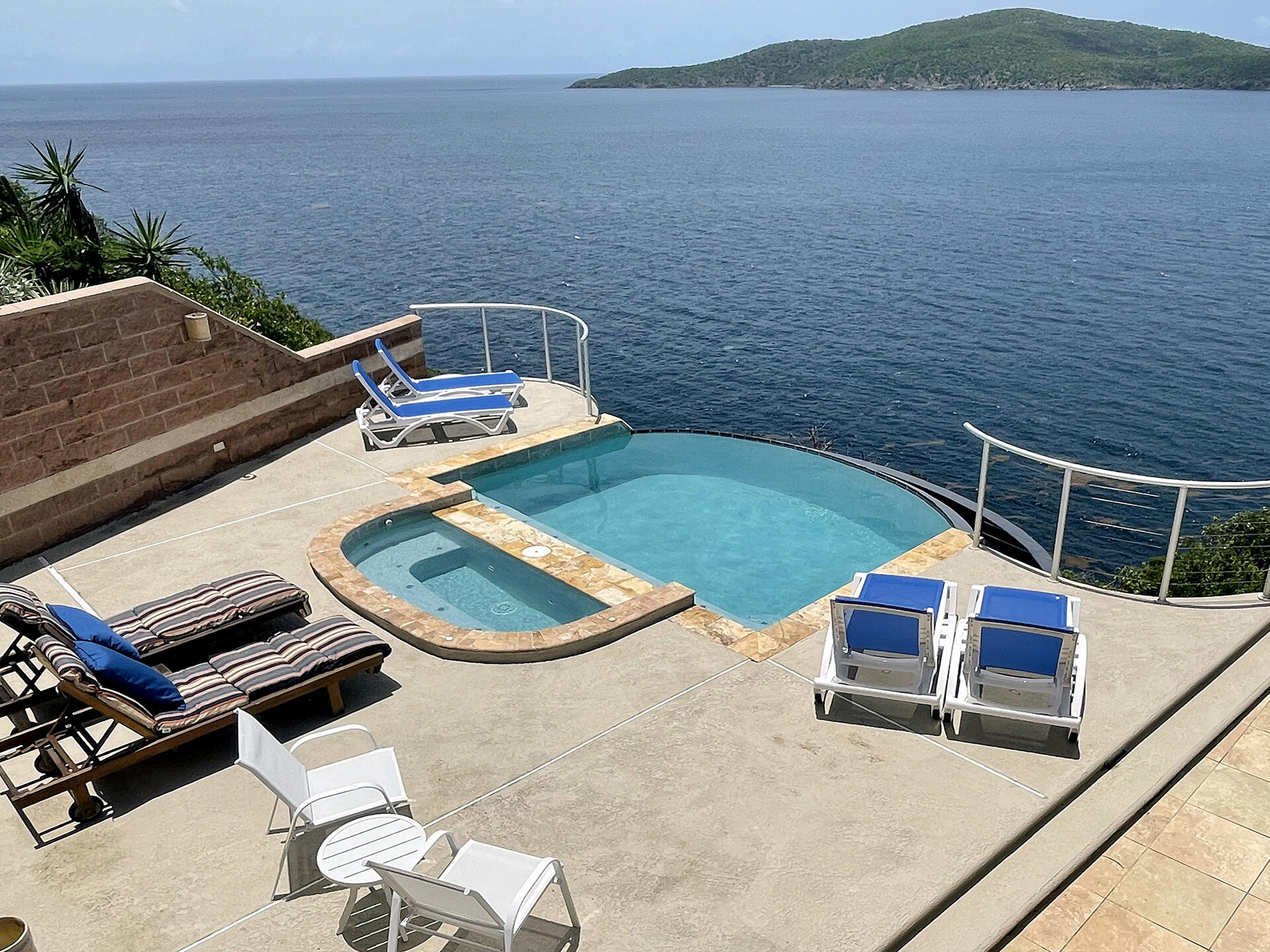 10-1-34 Peterborg Gns, St. Thomas, 00802, MLS# 25-141 | Sea Glass ...