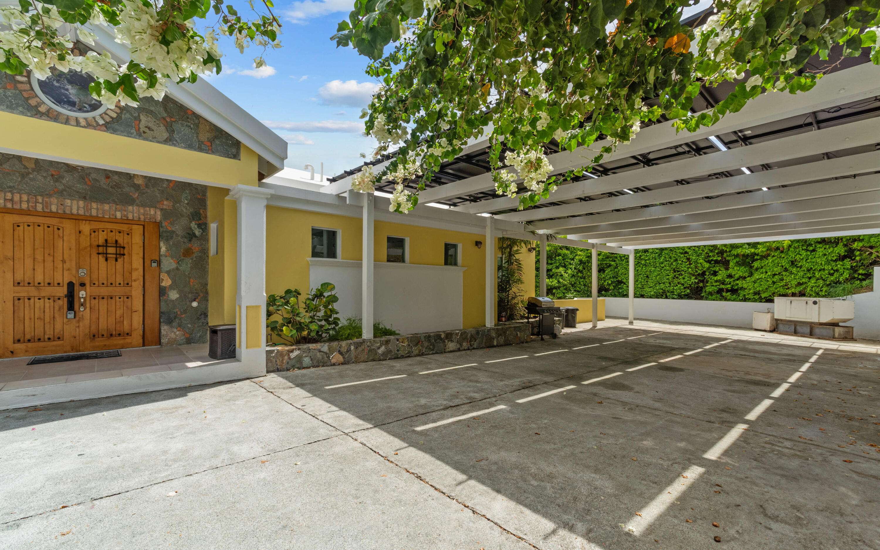 10-a-2 Peterborg Gns, St. Thomas, 00802, MLS# 25-1048 | Sea Glass ...