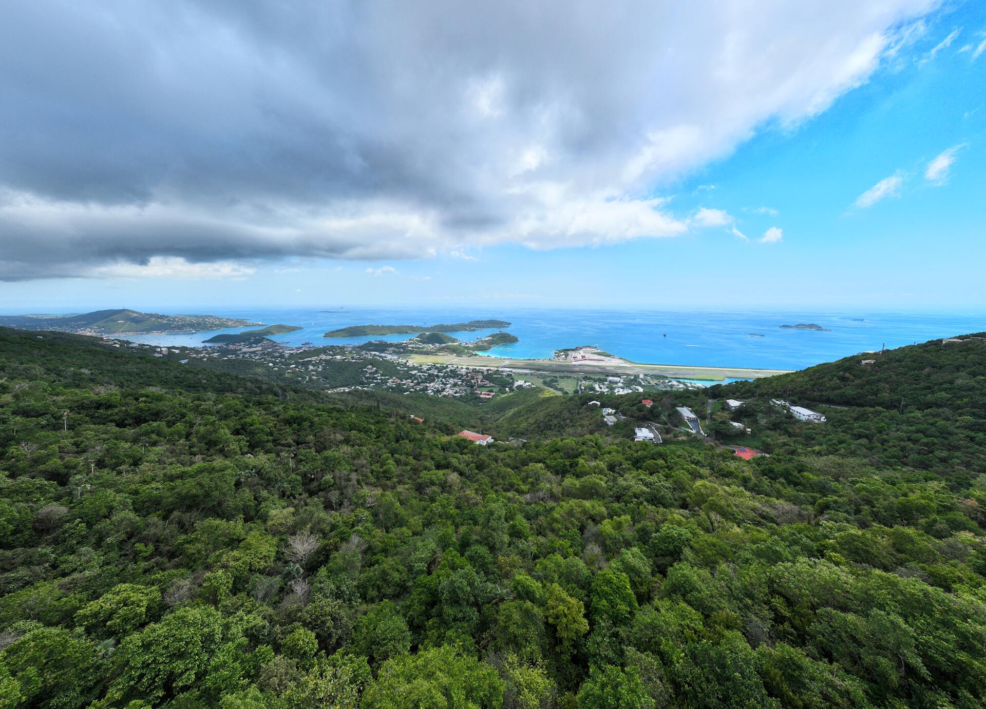 2ba & 2bb Crown & Hawk Ss, St. Thomas, 00802, MLS# 26-310 | Sea Glass ...